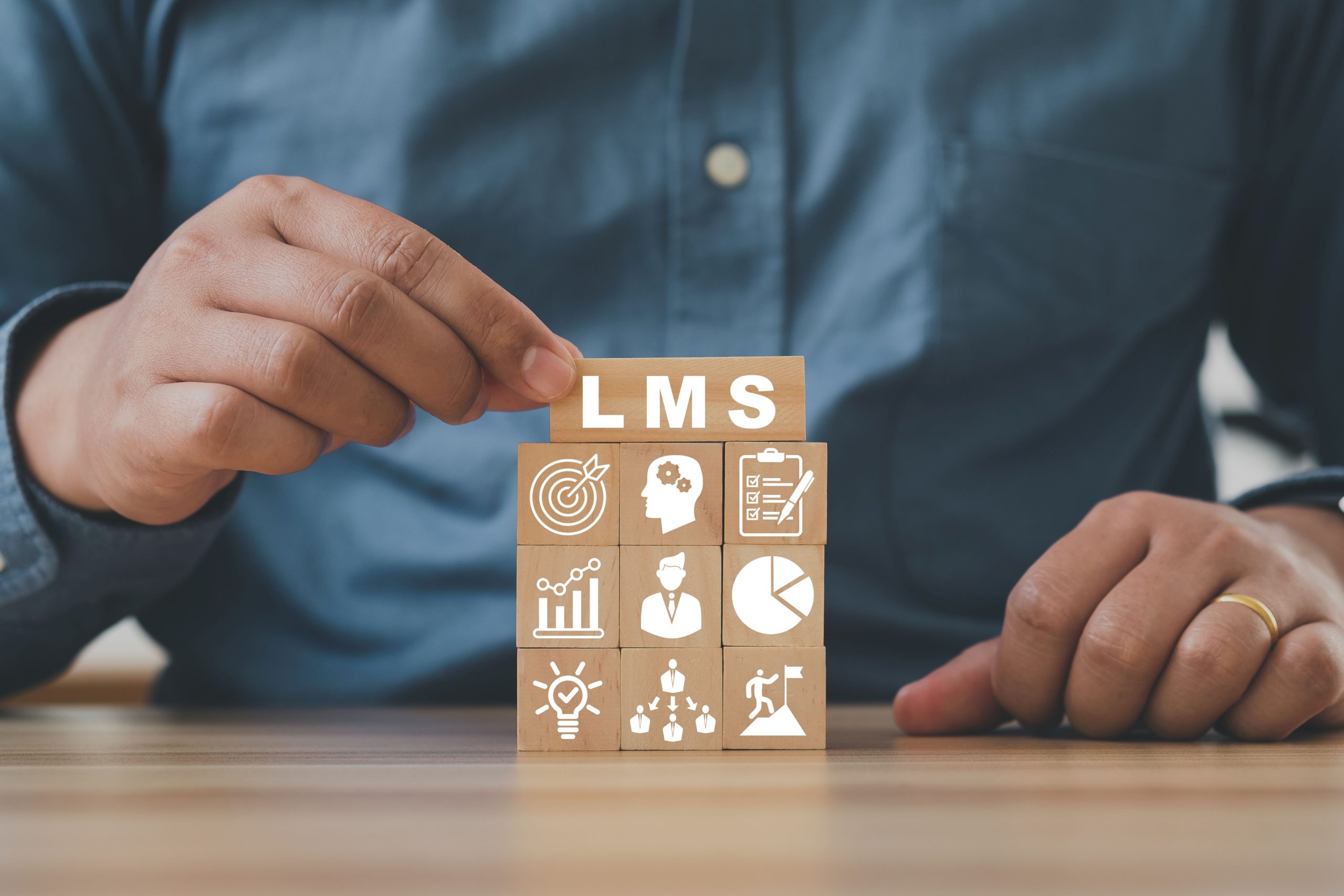 5 Reasons Why Your Small Business Should Invest in an LMS